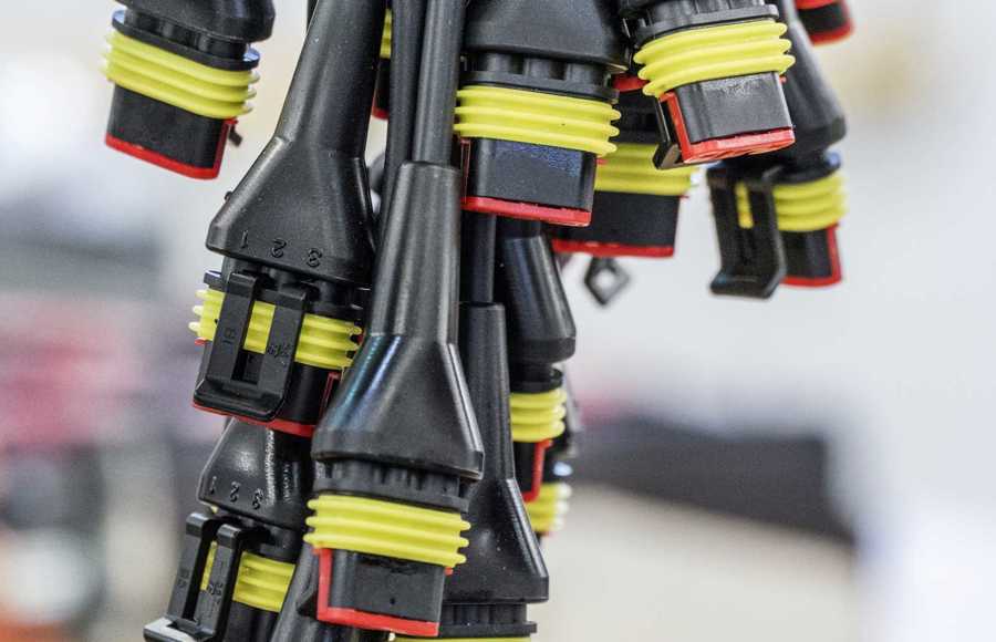 Custom Molded Cables Designed for Your Application I Mekoprint