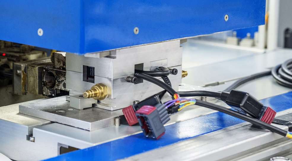 Custom Molded Cables Designed for Your Application I Mekoprint